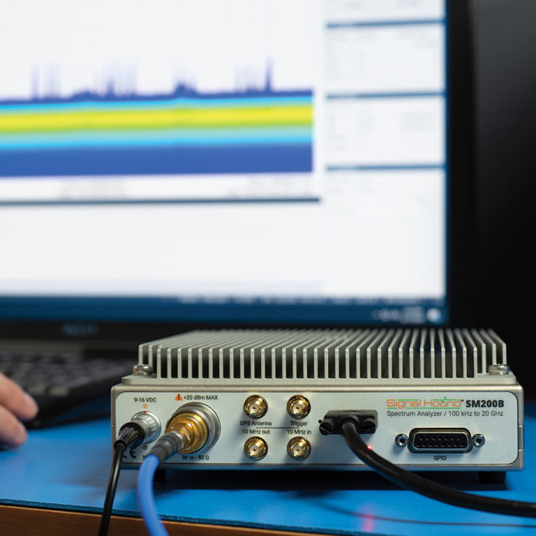 SM200B — 20 GHz Real-time Spectrum Analyzer | Signal Hound
