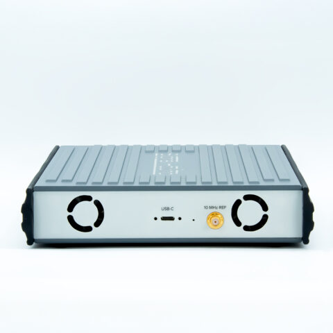 VNA400 – 40 GHz Vector Network Analyzer | Signal Hound